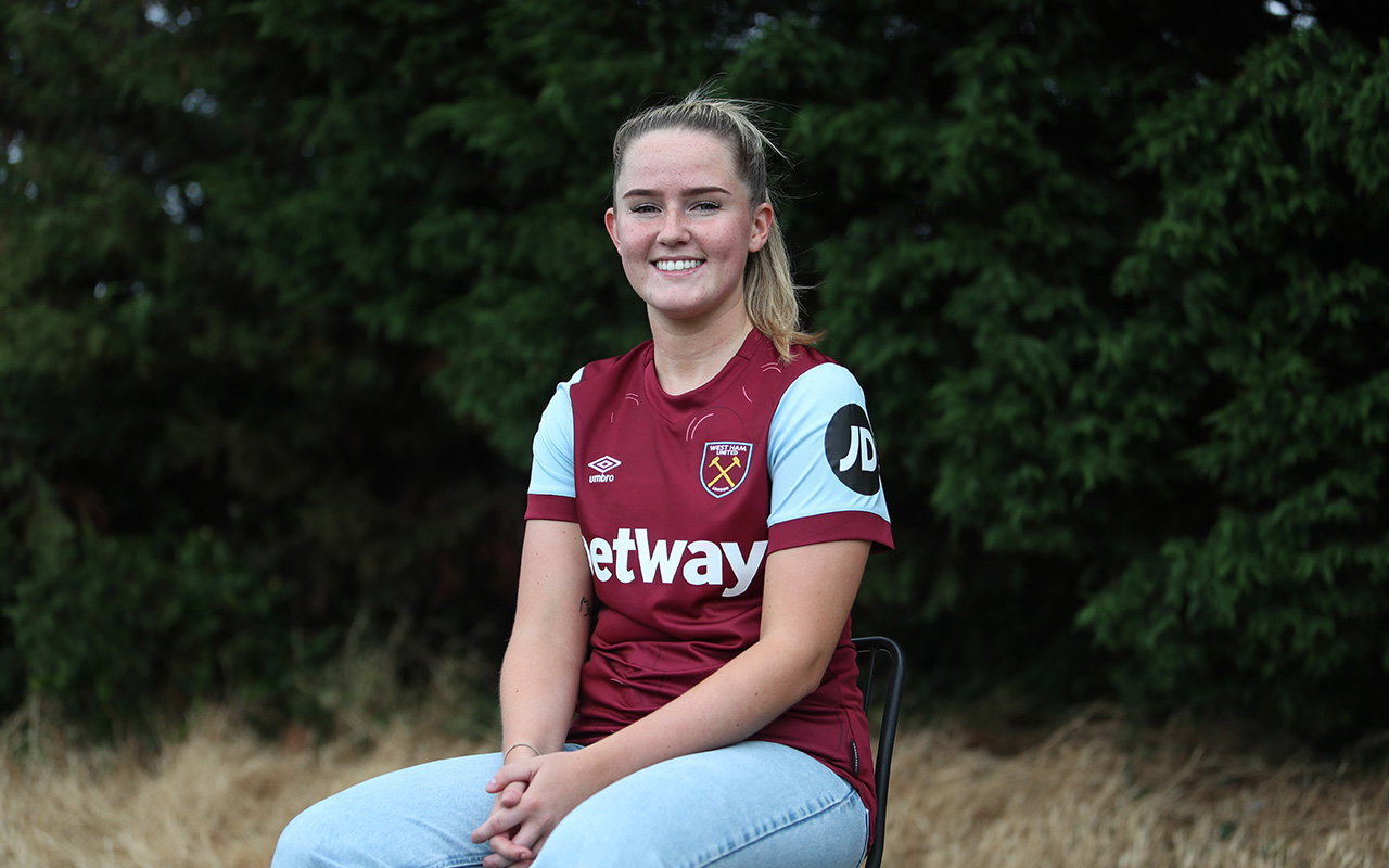 “Massive honour” | Jessie Stapleton signs for West Ham United - The ...