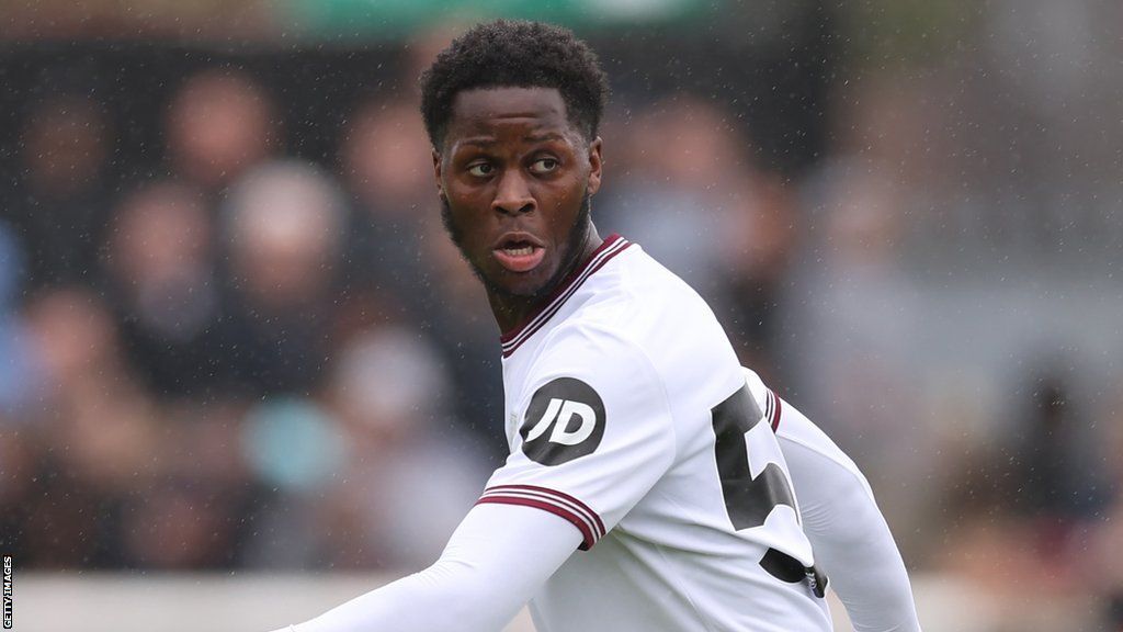 "Expected" | ExWHUEmployee | Academy duo set to depart club - The West ...