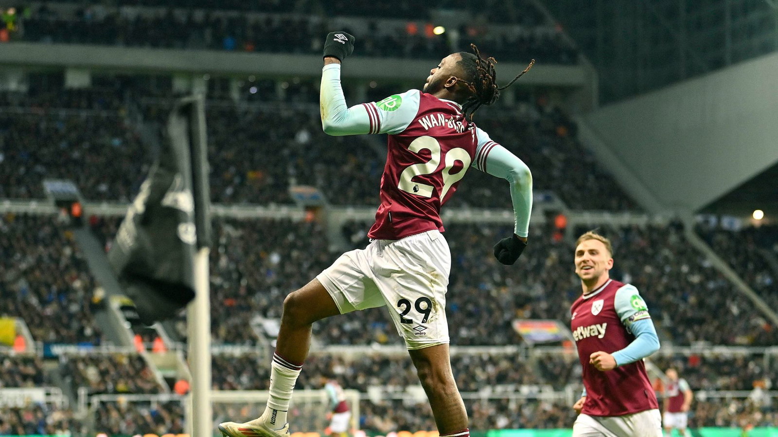 Aaron Wan-Bissaka: Ups and Downs at West Ham - The West Ham Way