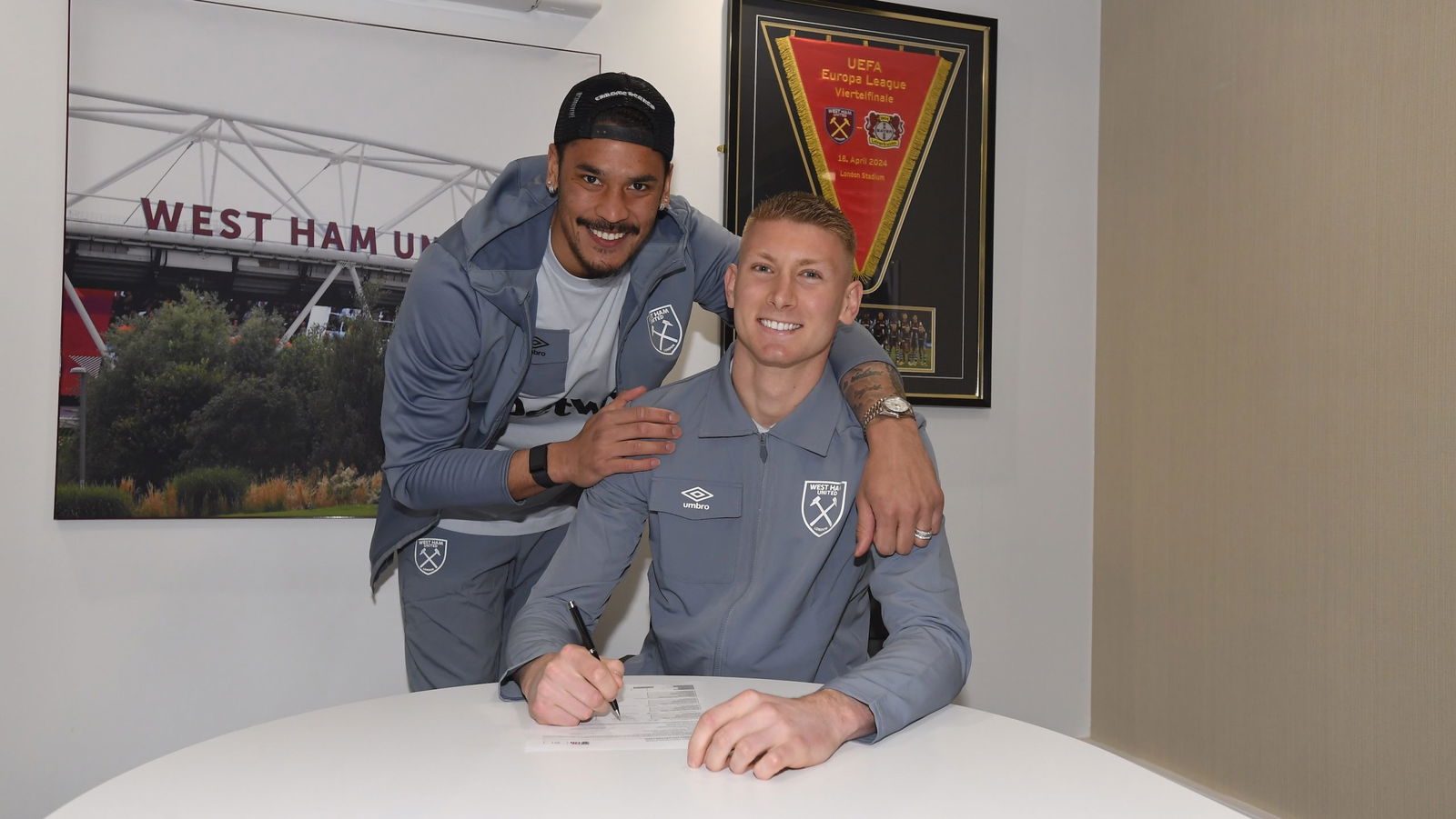 Academy Goalkeeper Mason Terry Signs New Contract - The West Ham Way