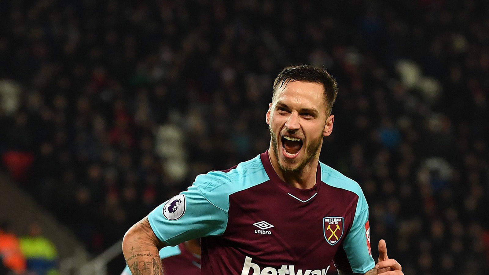 “Love to see” | West Ham could re-sign former fan favourite striker ...
