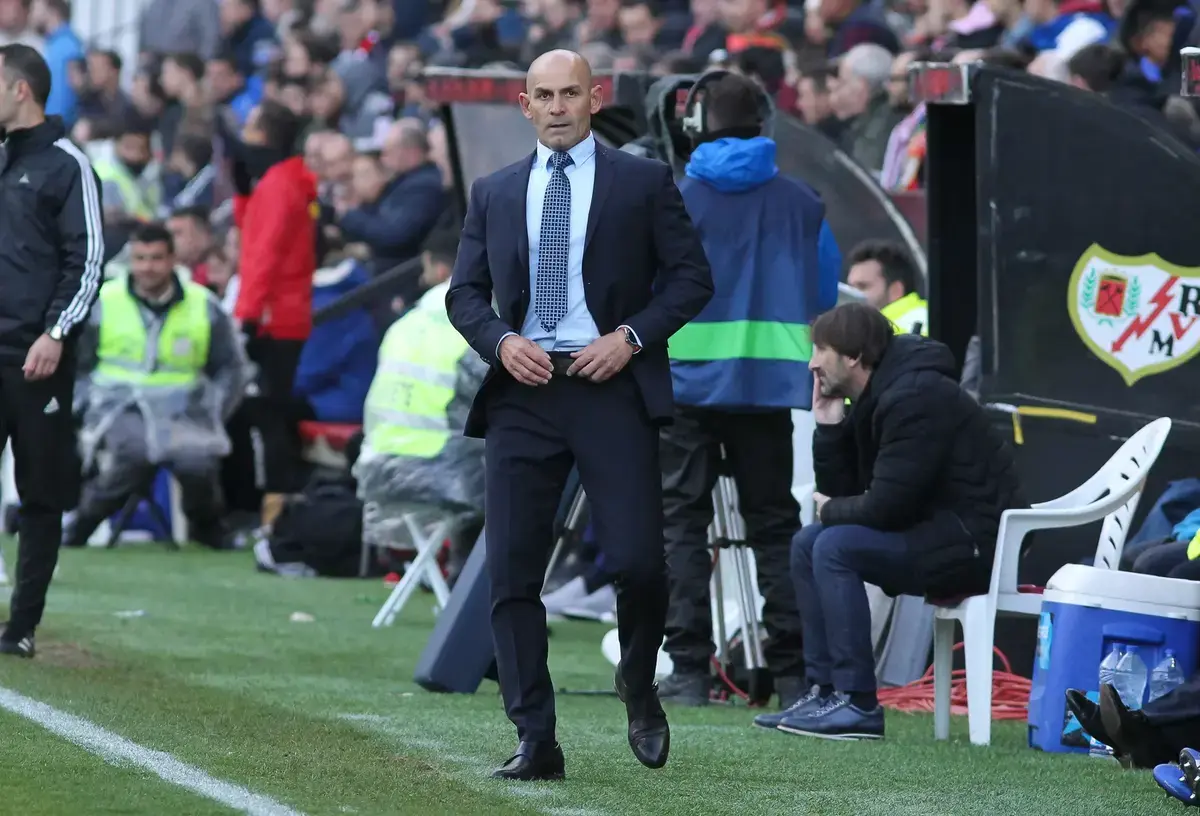 Does West Ham’s assistant manager talk too much? - The West Ham Way